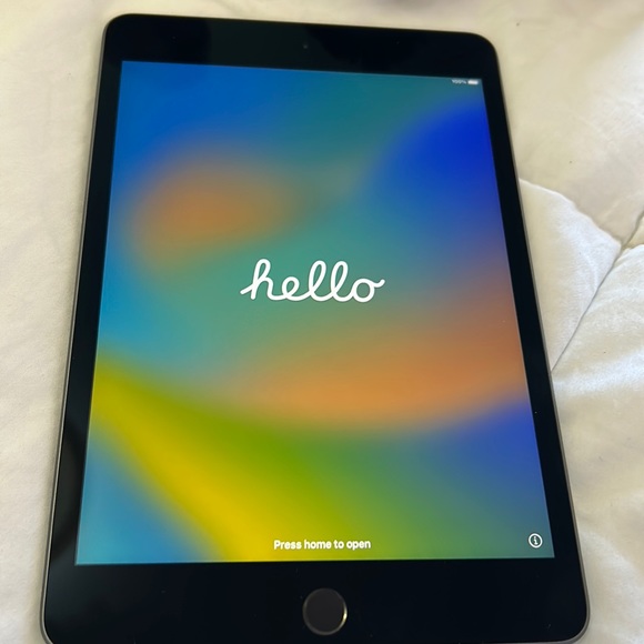 Apple | Tablets & Accessories | Apple Ipad 5th Generation | Poshmark